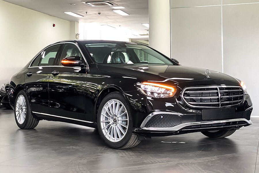 Mercedes E200 2020: Đánh giá chi tiết, TSKT