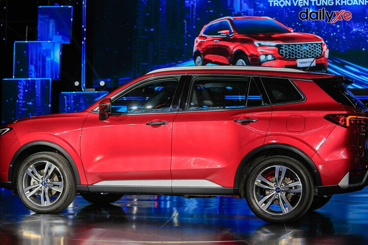 Ford Territory Titanium X: Giá Bán, Khuyến Mãi, Trả Góp (11/2022)