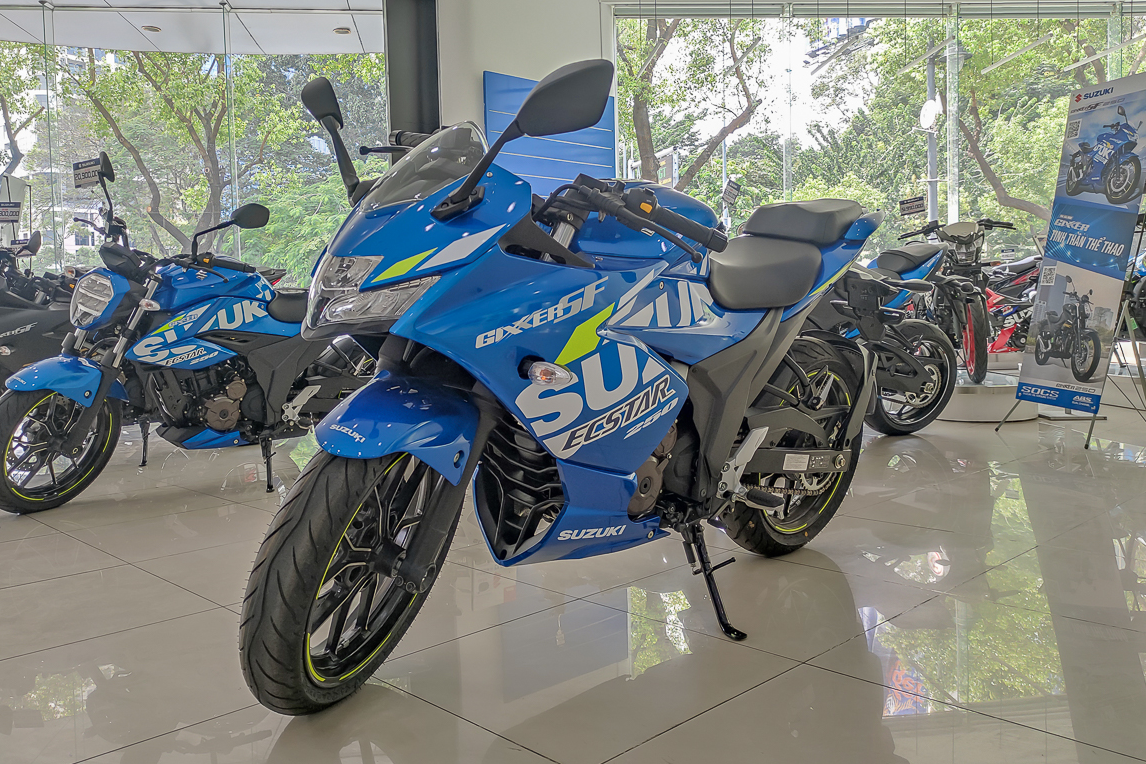 The Blue Hawk Suzuki Gixxer SF250 Ownership Review Year 16,000 Km Later ...