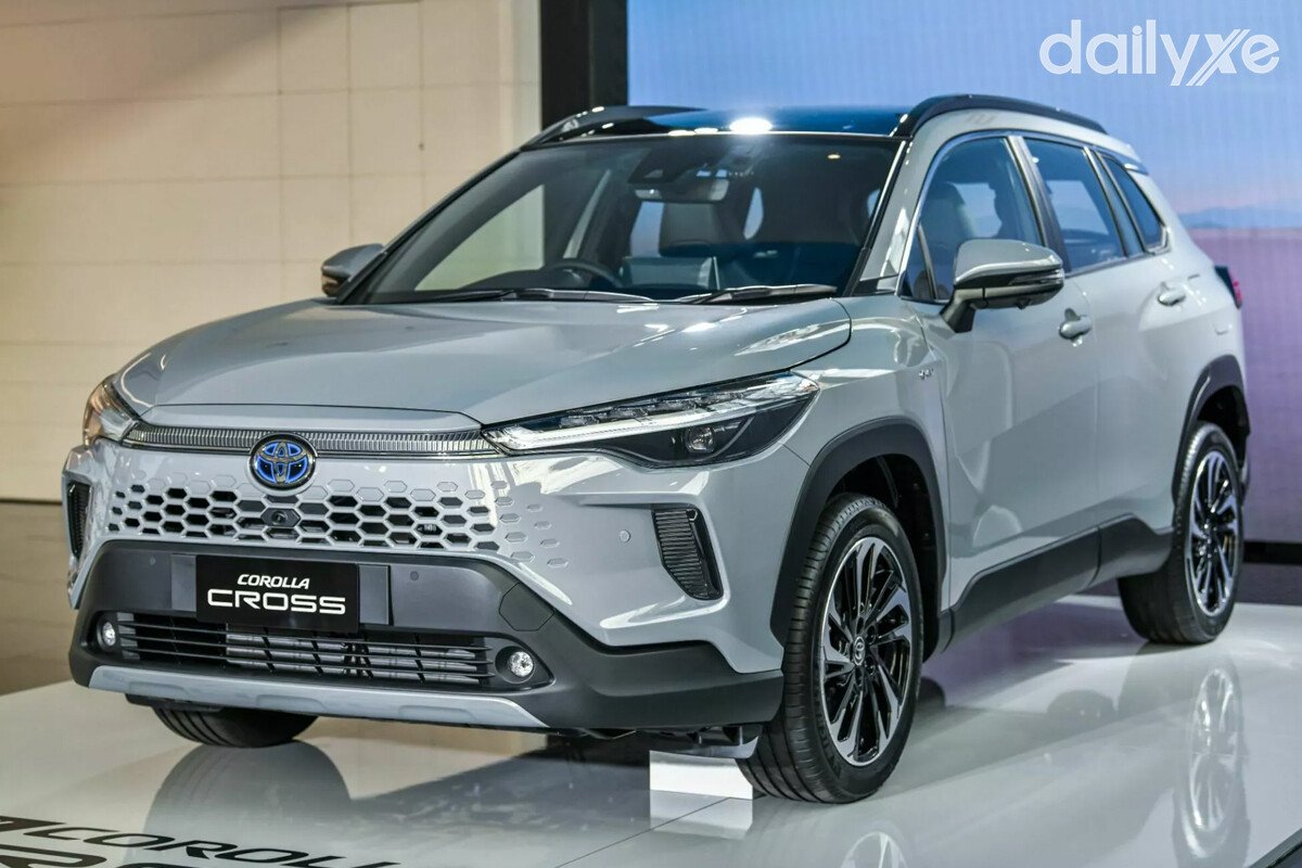 Ưu nhược điểm Toyota Cross: Có nên mua hay không?